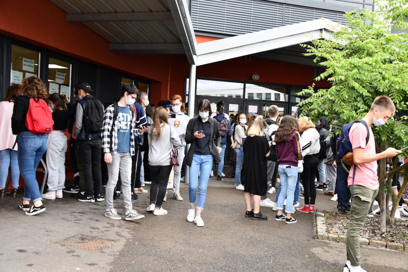 LE CREUSOT : Les résultats du Bac 2021 au Lycée Léon Blum en photos (2) - Creusot Infos