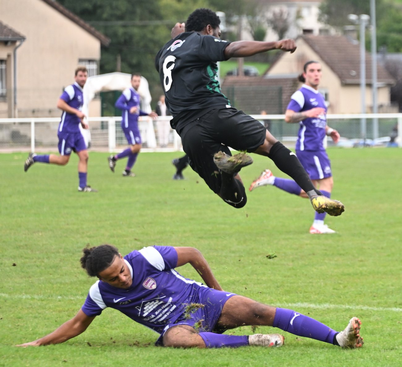 Football Régionale 3 Saint Sernin Du Bois Signe Sa 1ère Victoire
