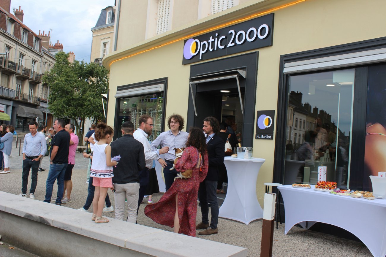 AUTUN : Inauguration réussite des nouveaux locaux pour Optic 2000 - Autun Infos