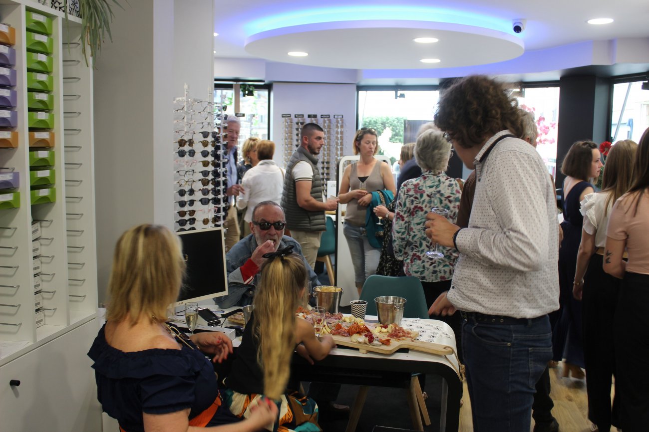 AUTUN : Inauguration réussite des nouveaux locaux pour Optic 2000 - Autun Infos