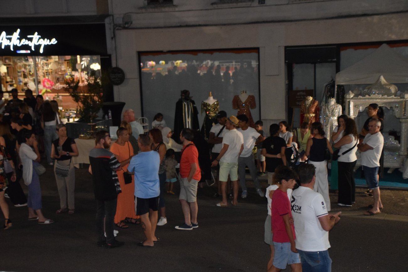 LE CREUSOT : Pleins feux sur le marché nocturne de la rue maréchal Foch - Creusot Infos