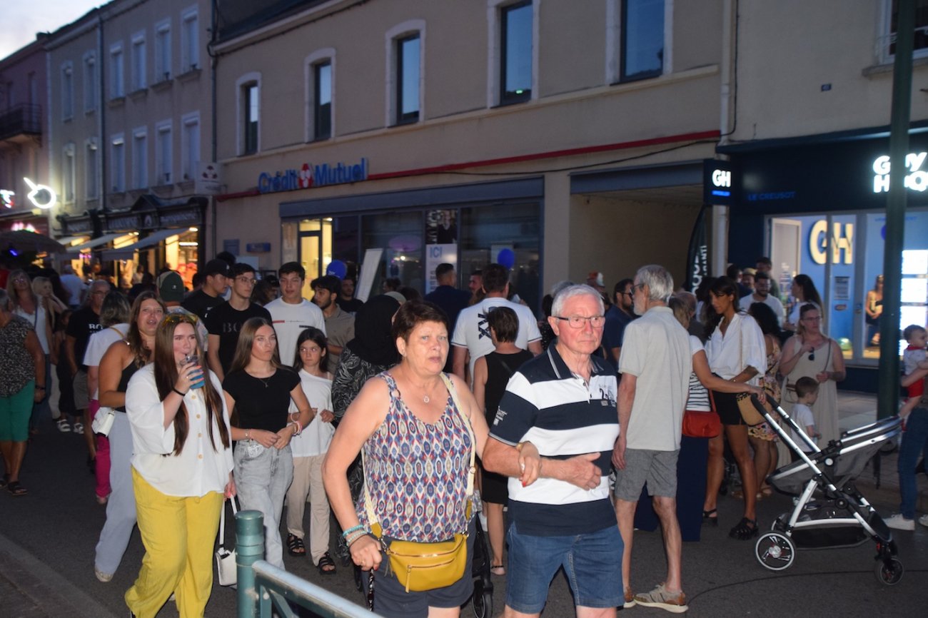 LE CREUSOT : Pleins feux sur le marché nocturne de la rue maréchal Foch - Creusot Infos