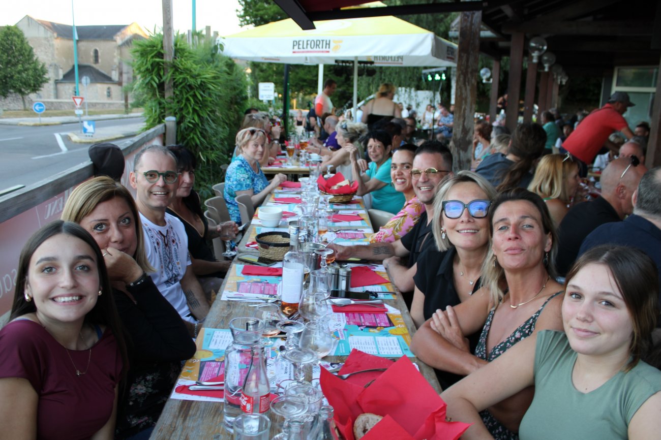 AUTUN : Concert à la carte, soirée ambiancée ce jeudi avec le groupe Elesys à La Marande - Autun ...