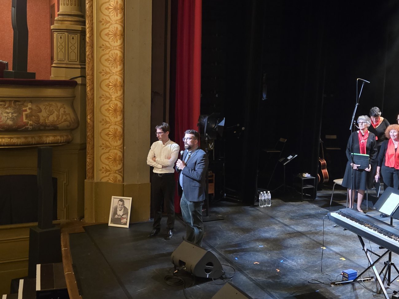 AUTUN : Le théâtre municipal fait le plein pour le concert au profit ...