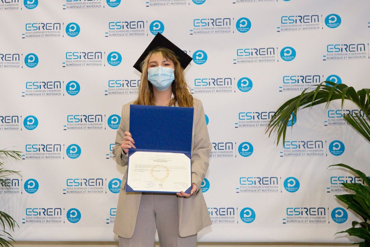 DIJON : Les diplômés 2021 de l'ÉSIREM - Infos Dijon