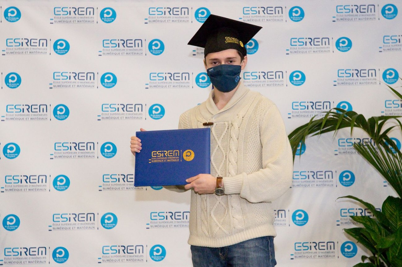 DIJON : Les diplômés 2021 de l'ÉSIREM - Infos Dijon