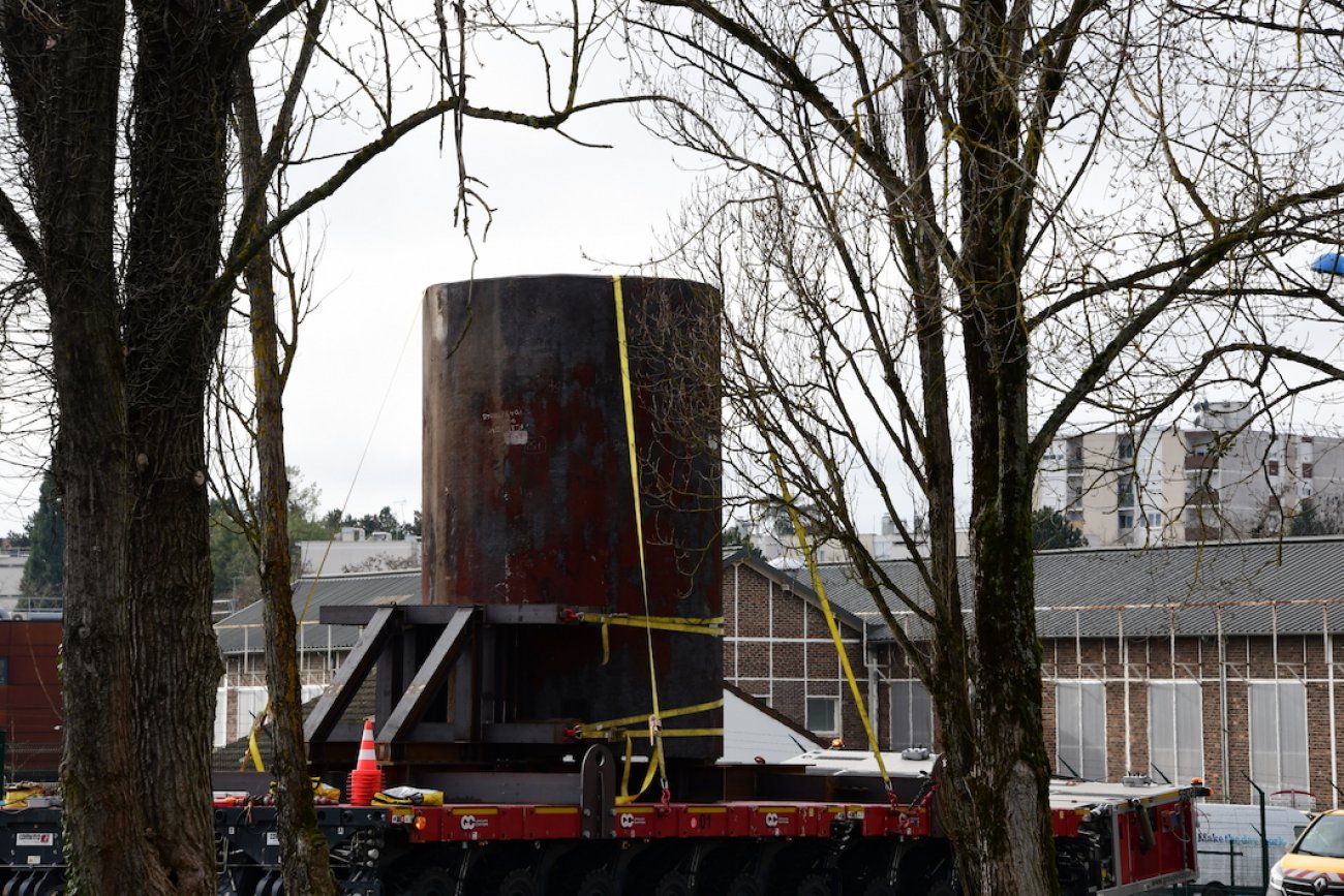 LE CREUSOT : Une pièce de 145 tonnes, forgée par Framatome, a traversé ...