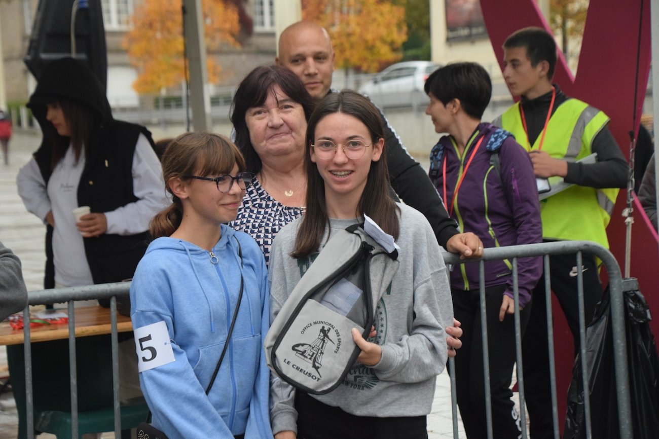 LE CREUSOT : Une course de trâcles très disputée qui a tenu toutes ses ...