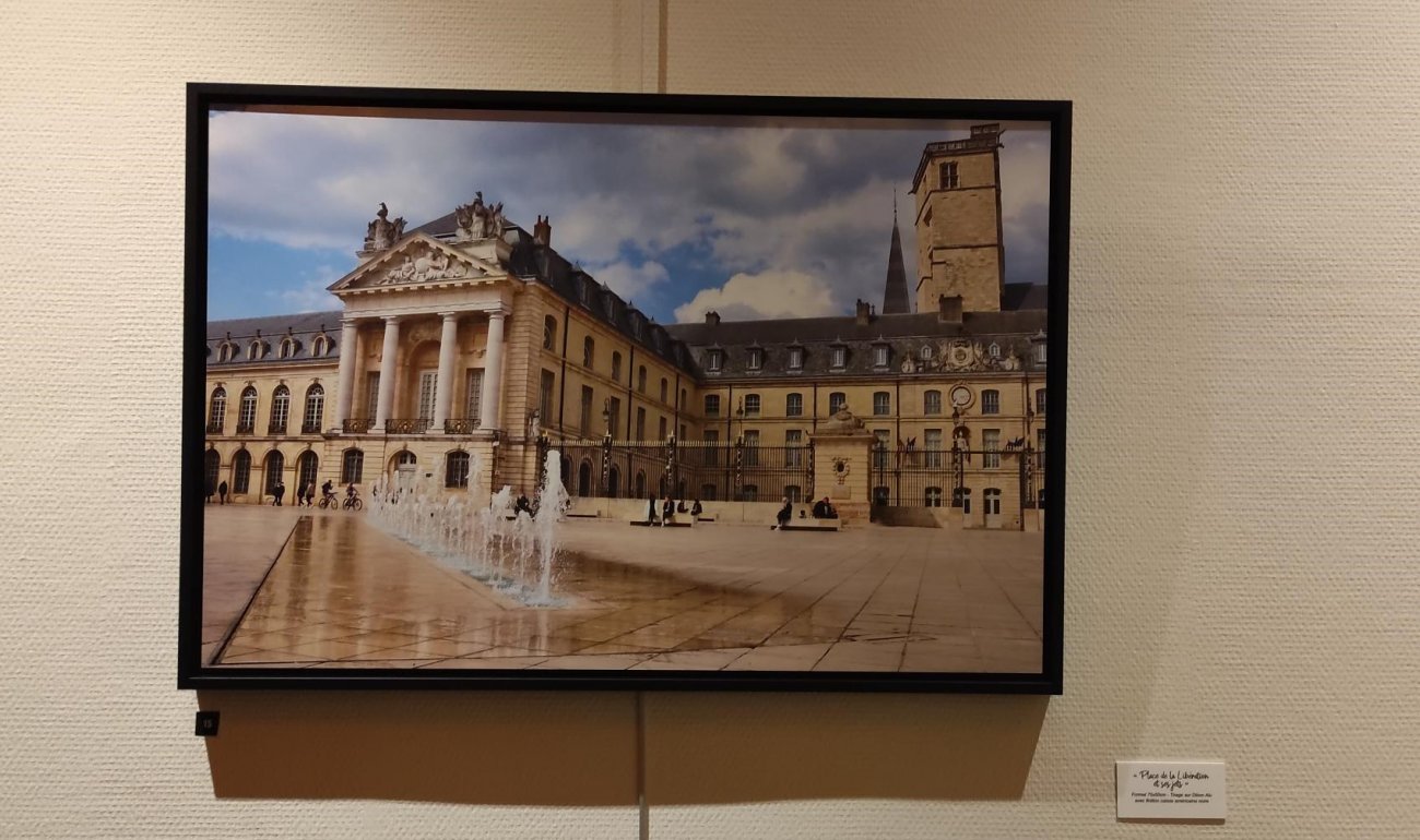 DIJON : De la Ville à la Vigne, la signature de l’exposition de Denis ...