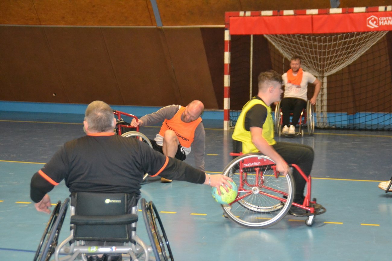 TORCY : A la découverte du hand fauteuil - Creusot Infos
