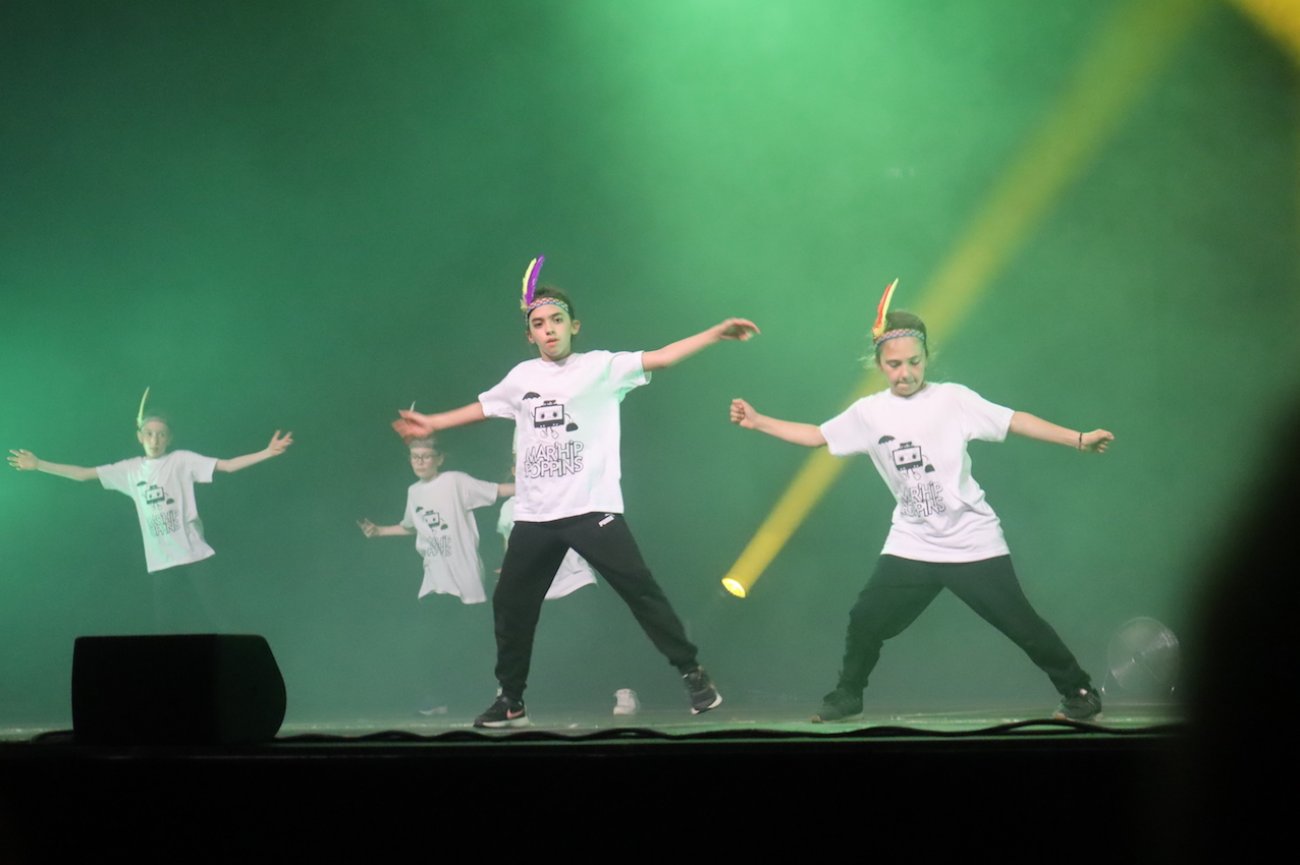 PARC DES EXPOSITIONS L'EDUEN : Mar'Hip Poppins, une adaption à la sauce ...