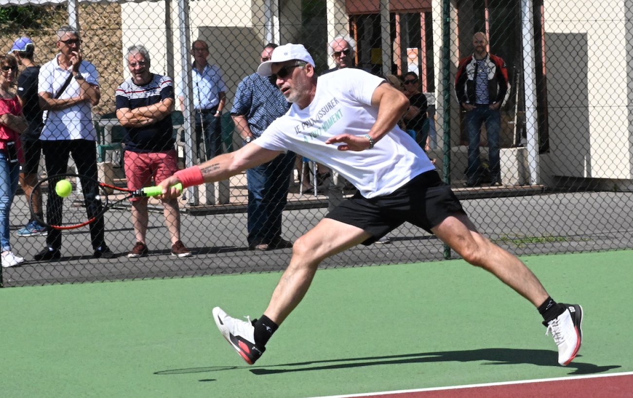 TENNIS : Anthony Grandmaire (Mâcon) remporte le tournoi open du Creusot ...