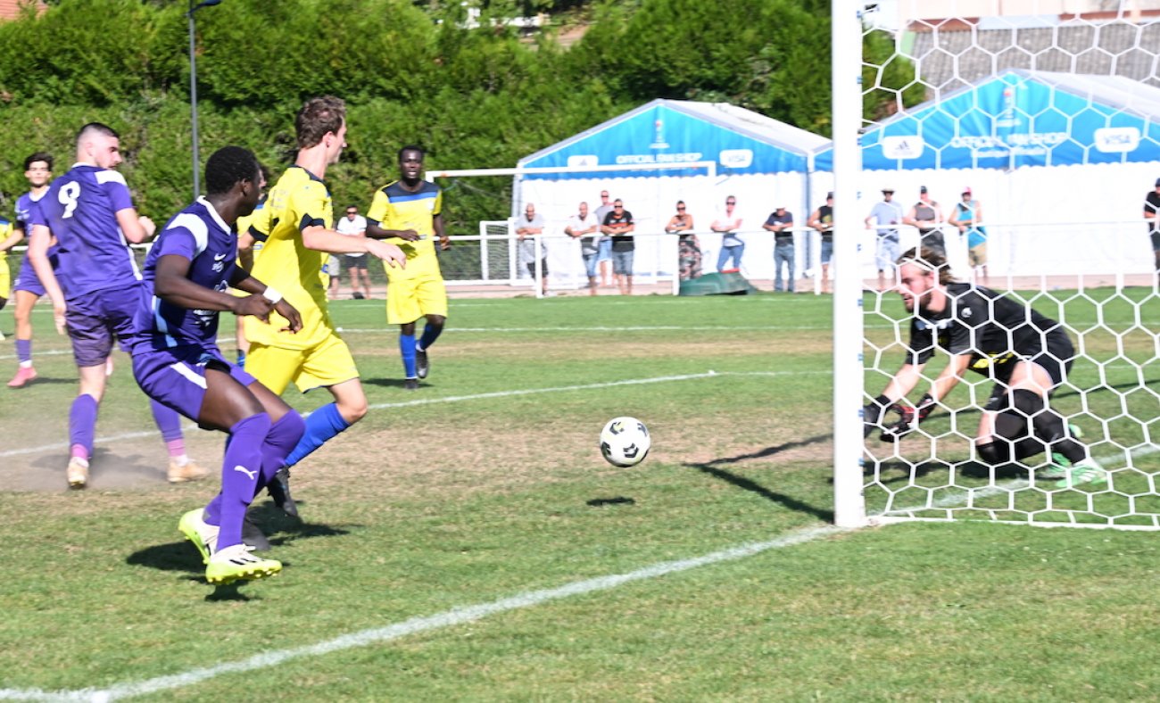 FOOTBALL (Régionale 3) : Saint-Sernin du Bois rate le coche face à ...