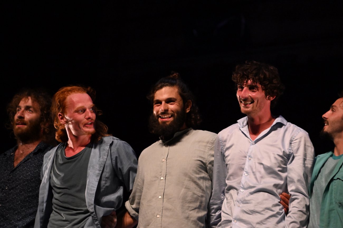 LE CREUSOT (L'Arc) : Le spectacle Esquive a enchanté le public de L'Arc ...
