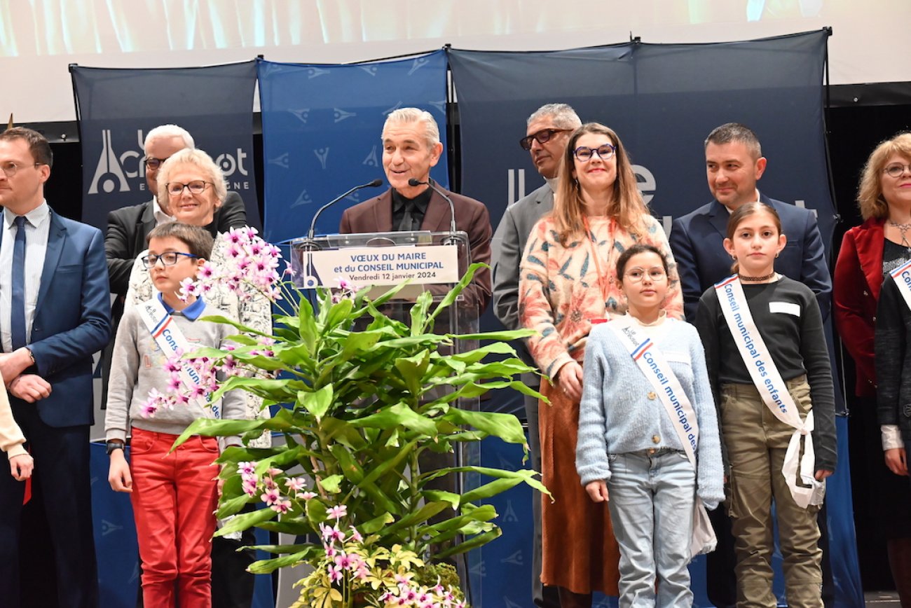 LE CREUSOT : David Marti a présenté ses voeux aux forces vives avec un ...