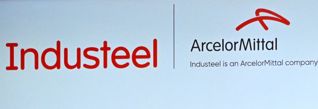 Industeel Le Creusot : Les secrets de la coulée continue verticale et ...