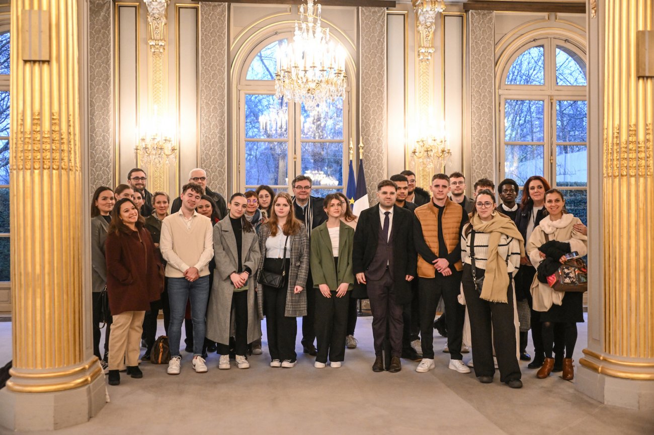 UNIVERSITÉ : La section AES du Creusot envoûtée lors de sa visite au ...