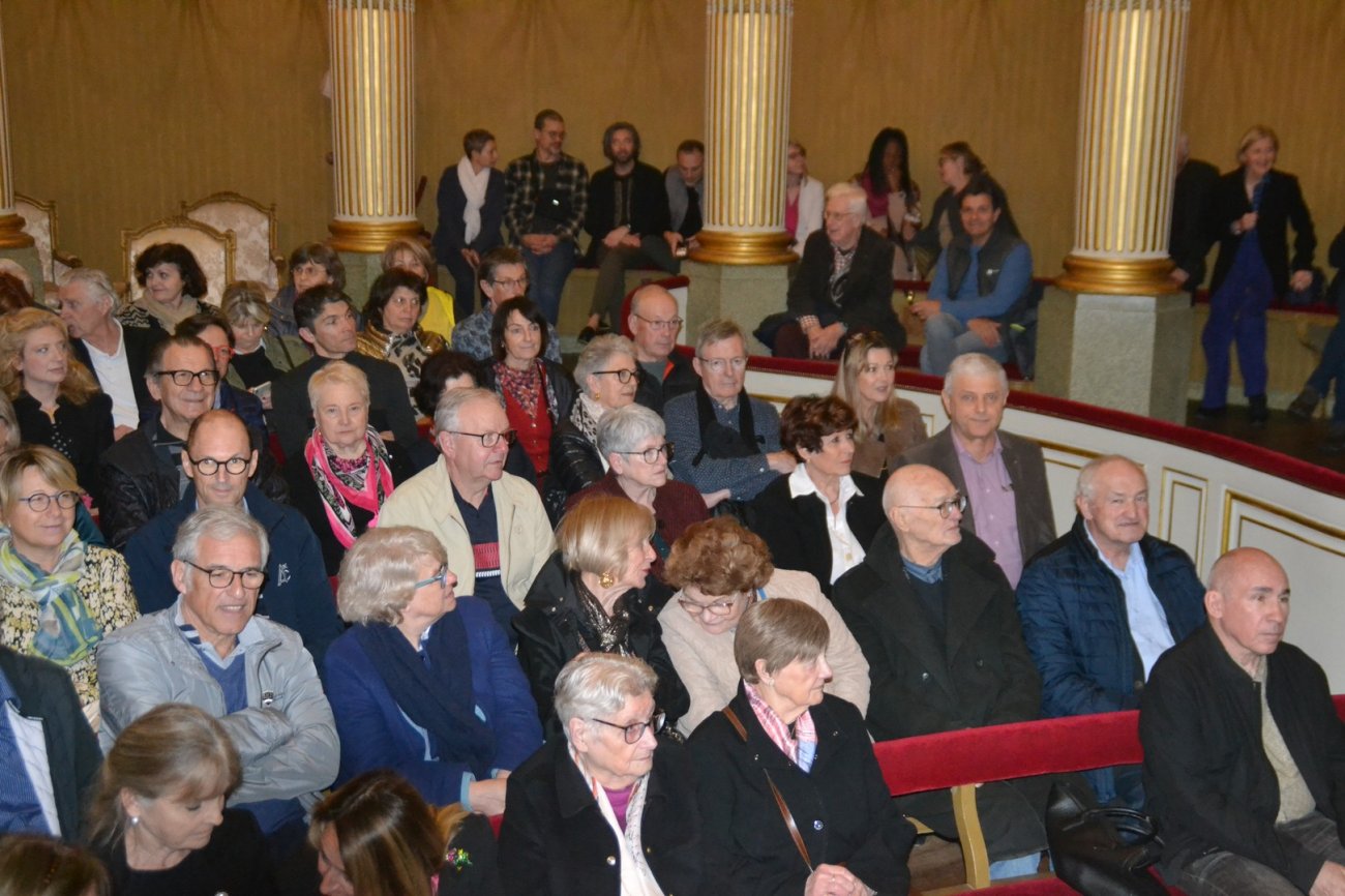 LE CREUSOT : Le Rotary club du Creusot remet 1 000 € à l’association ...