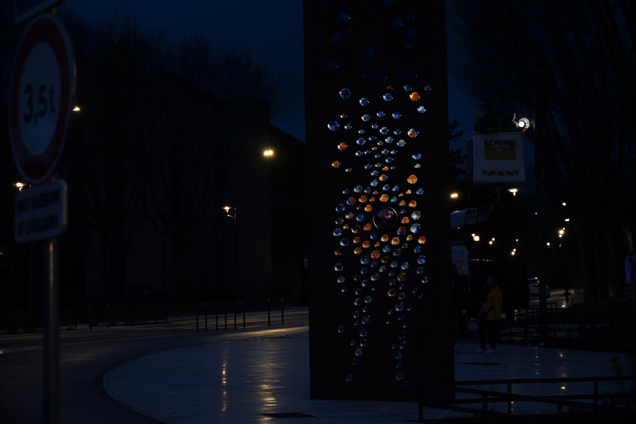 LE CREUSOT : L’œuvre monumentale de Michel Granger a été mise en ...