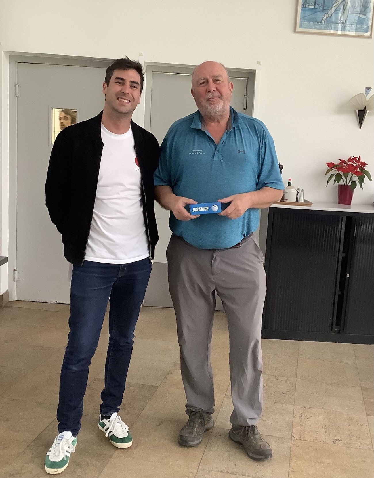 GOLF : Victoire pour Manon Perret chez les dames et Simon Favre chez ...