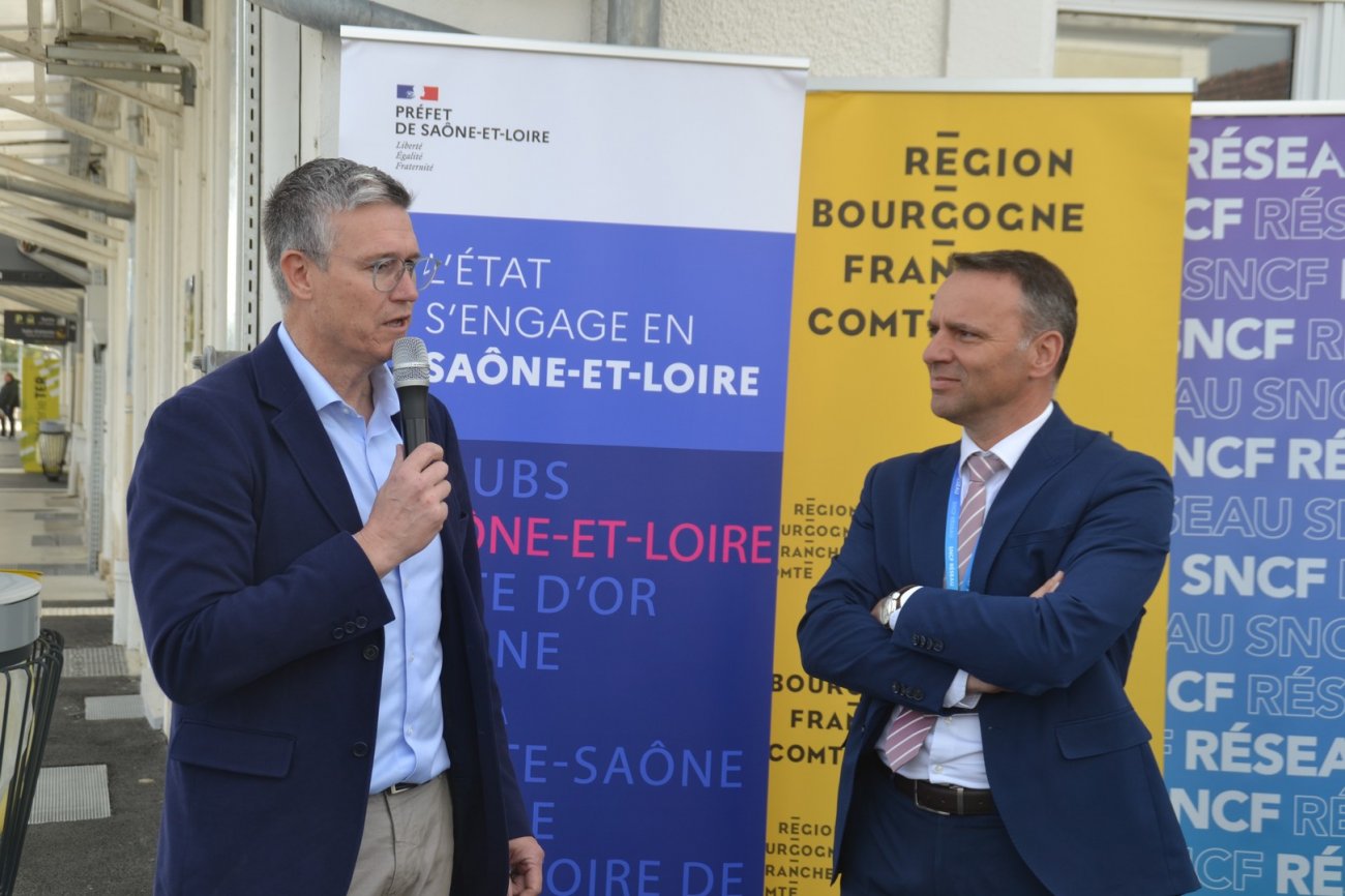 Ligne SNCF Dijon - Nevers et Chagny - Moulins : La gare de Montchanin ...