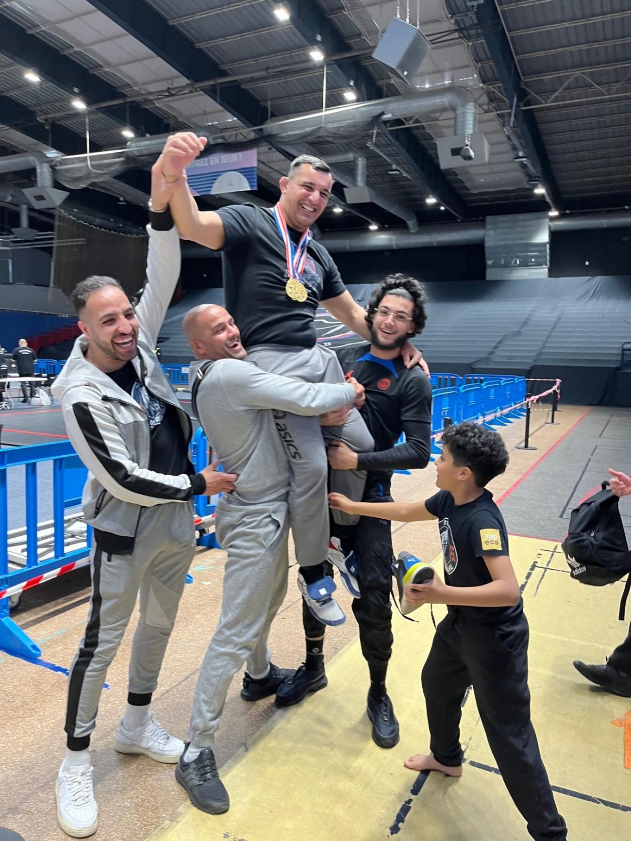 LUTTE : 6 titres de champion de France pour la Team Derouiche - Creusot ...