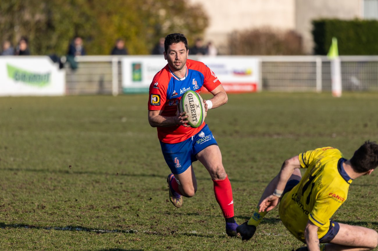 RUGBY (Fédérale 2) : Le Creusot s’impose face à Ris Orangis au terme d ...