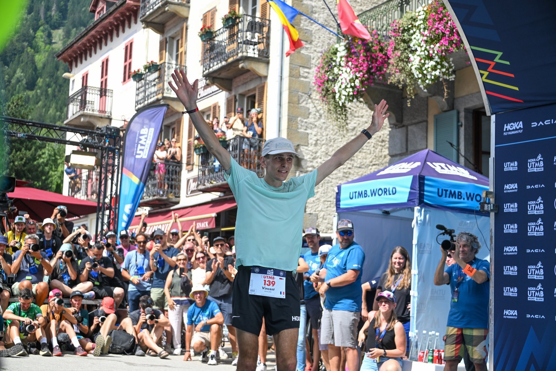 UTMB 2025 : Il rassemblera 121 nationalités, fin août, à Chamonix et ...