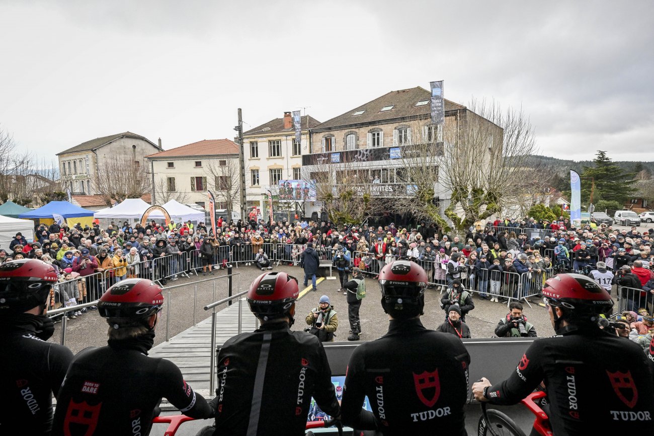 Paris – Nice (5ème étape) : Le Nivernais Lenny Martinez éblouissant à ...
