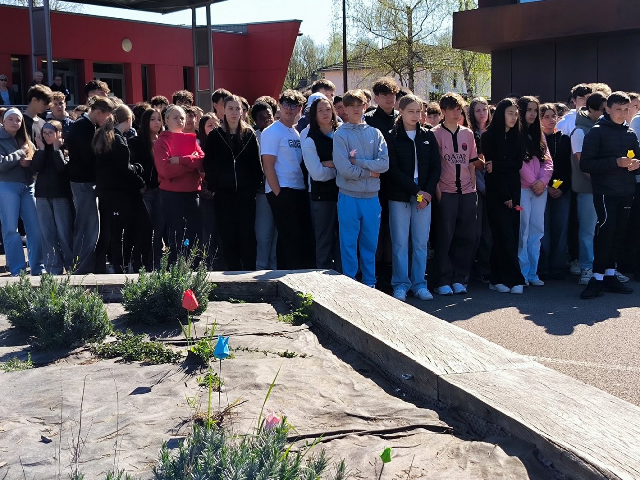 MONTCHANIN : On a commémoré les 80 ans de la disparition d’Anne Frank ...