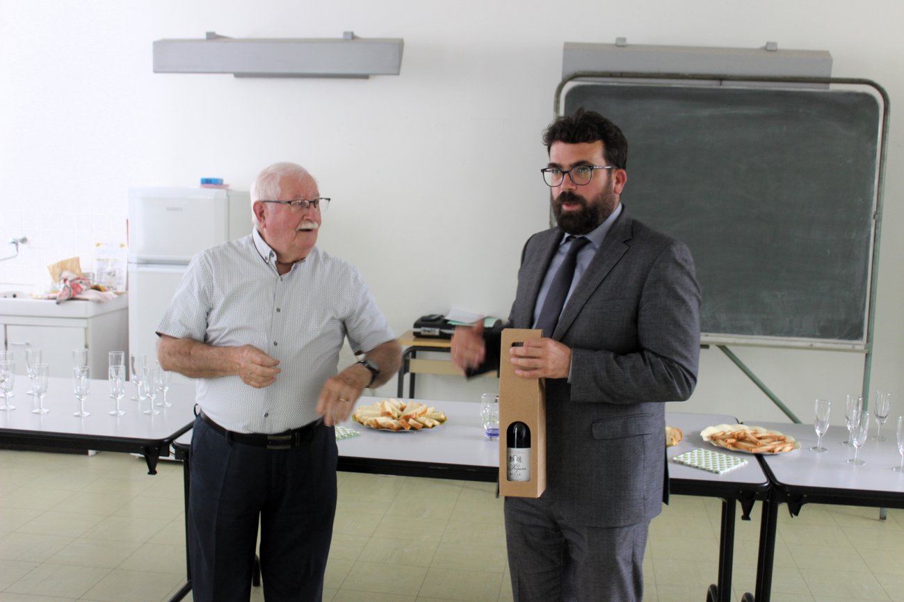 AUTUN : Le lieutenant-colonel André Barret passe le flambeau à Daniel ...