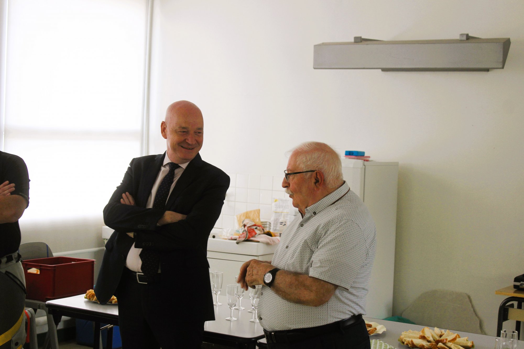 AUTUN : Le lieutenant-colonel André Barret passe le flambeau à Daniel ...