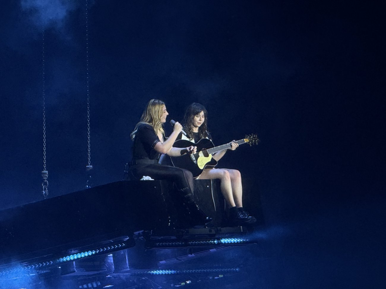 ZÉNITH : Santa a époustouflé les milliers de spectateurs venus l ...