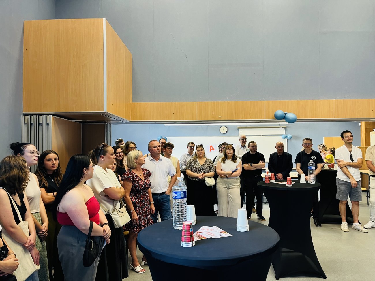 LE CREUSOT : La licence AES, au centre universitaire Condorcet, fête ...