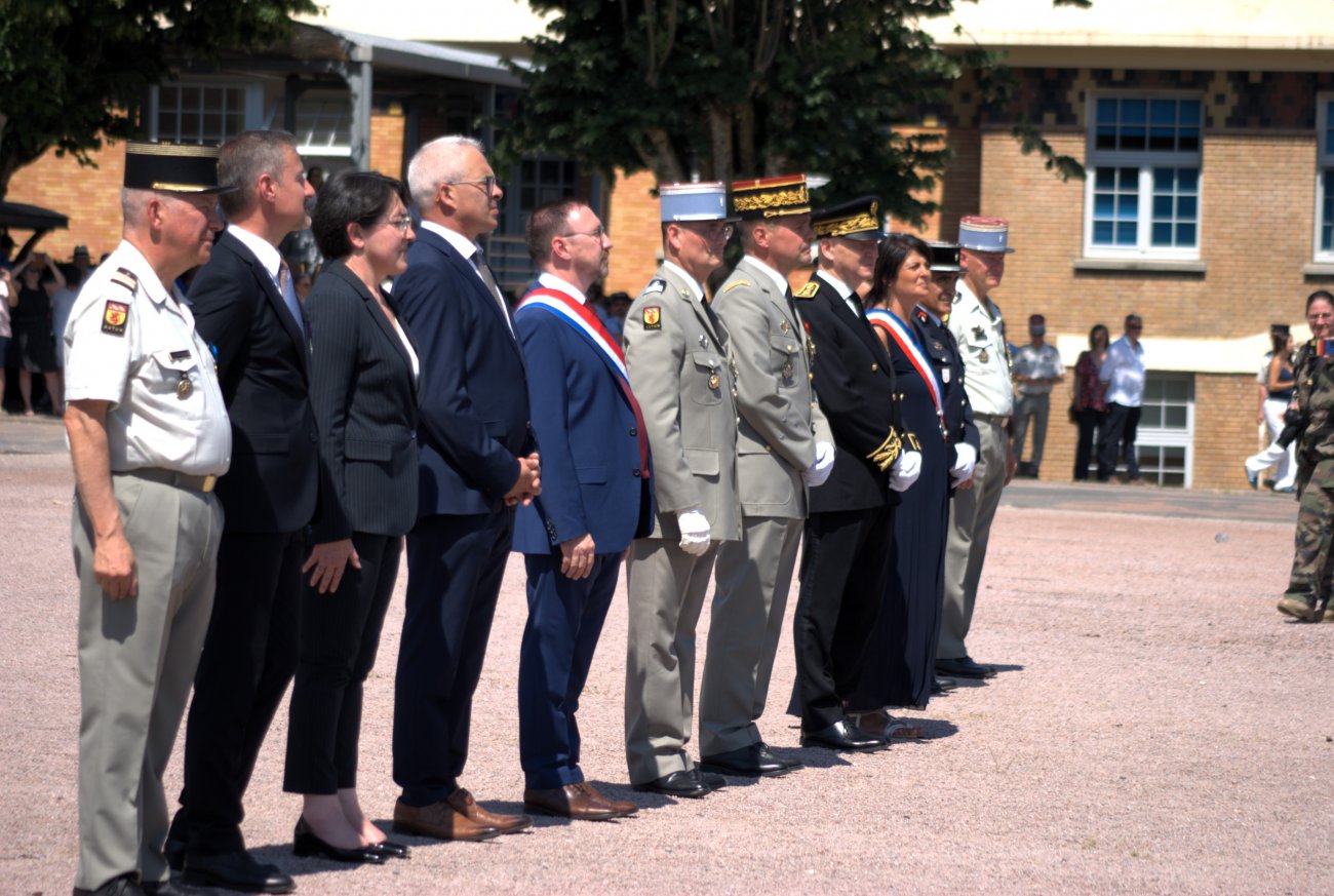 AUTUN : Cérémonie militaire au quartier Gangloff au LMA - Autun Infos