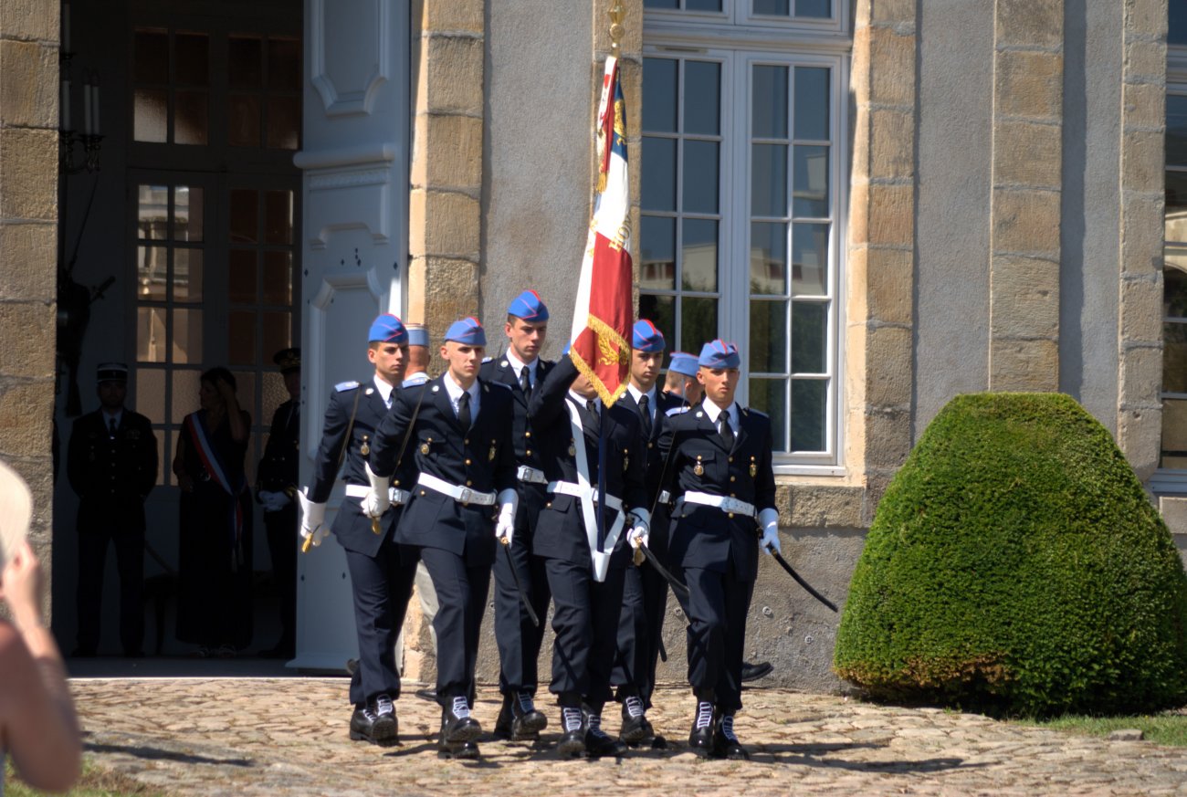 AUTUN : Cérémonie militaire au quartier Gangloff au LMA - Autun Infos