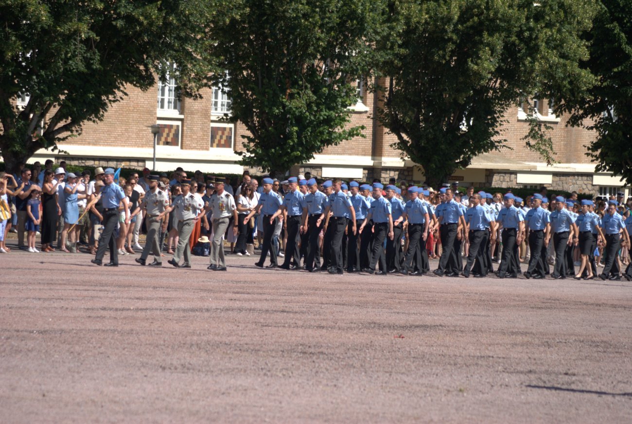 AUTUN : Cérémonie militaire au quartier Gangloff au LMA - Autun Infos