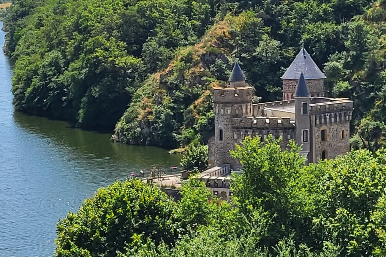 LE CREUSOT : Visite de la chocolaterie BERTRAND à LE COTEAU - Creusot Infos