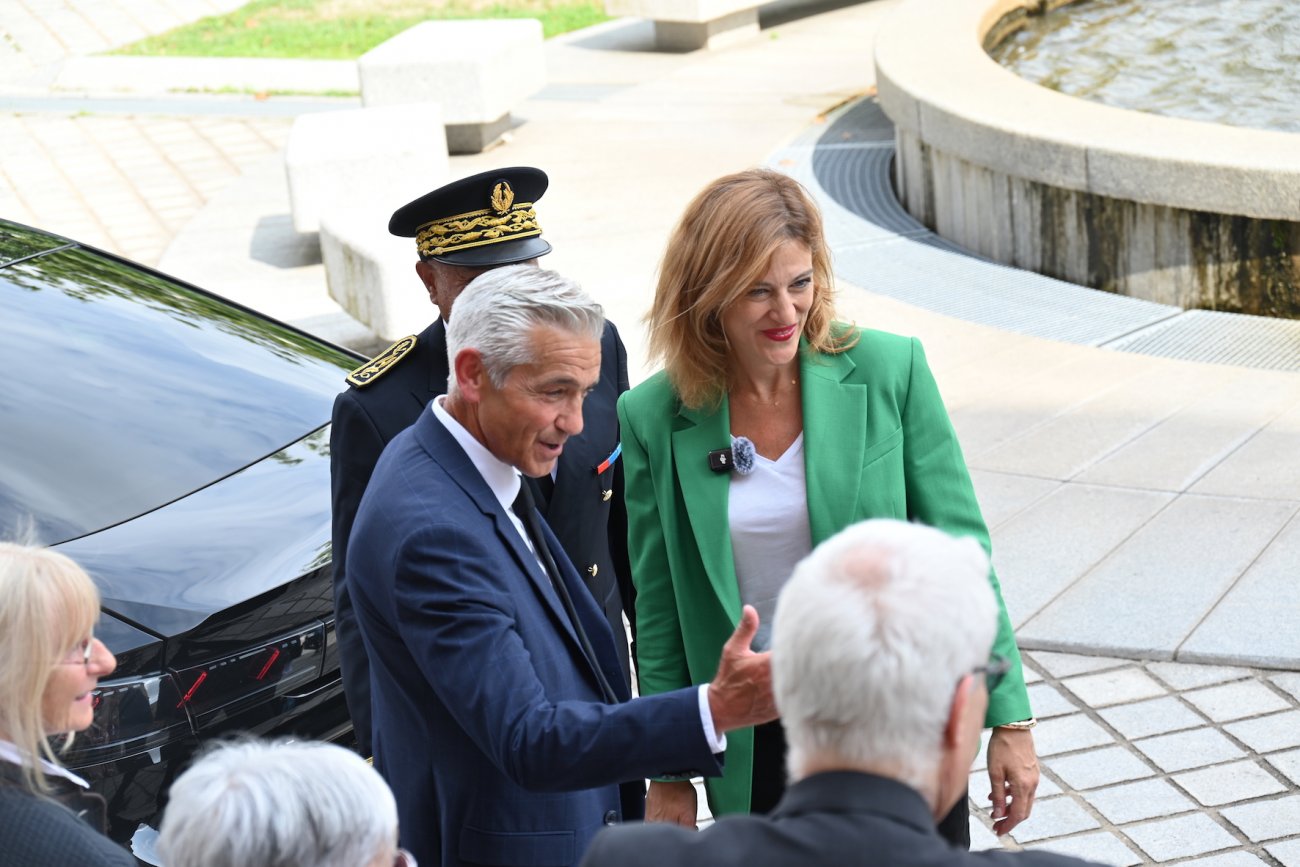 LE CREUSOT : Accueil républicain pour Juliette Méadel, ministre de la ...