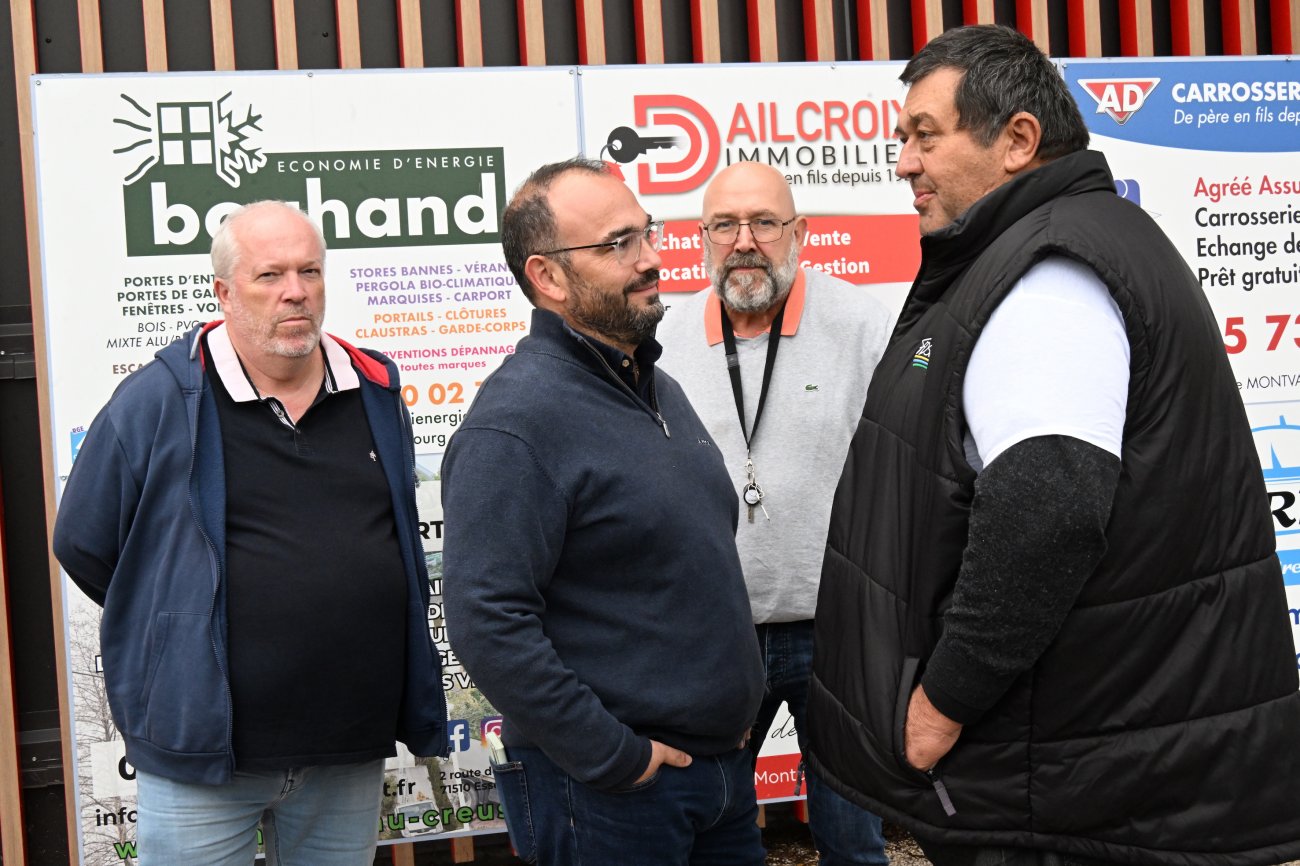 SAONE ET LOIRE : Les agriculteurs à Intermarché, au Creusot, pour ...