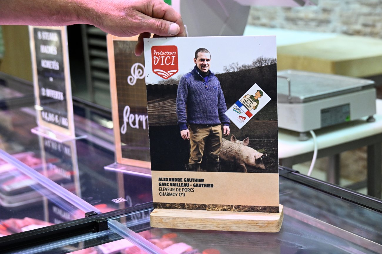 SAONE ET LOIRE : Les agriculteurs à Intermarché, au Creusot, pour ...
