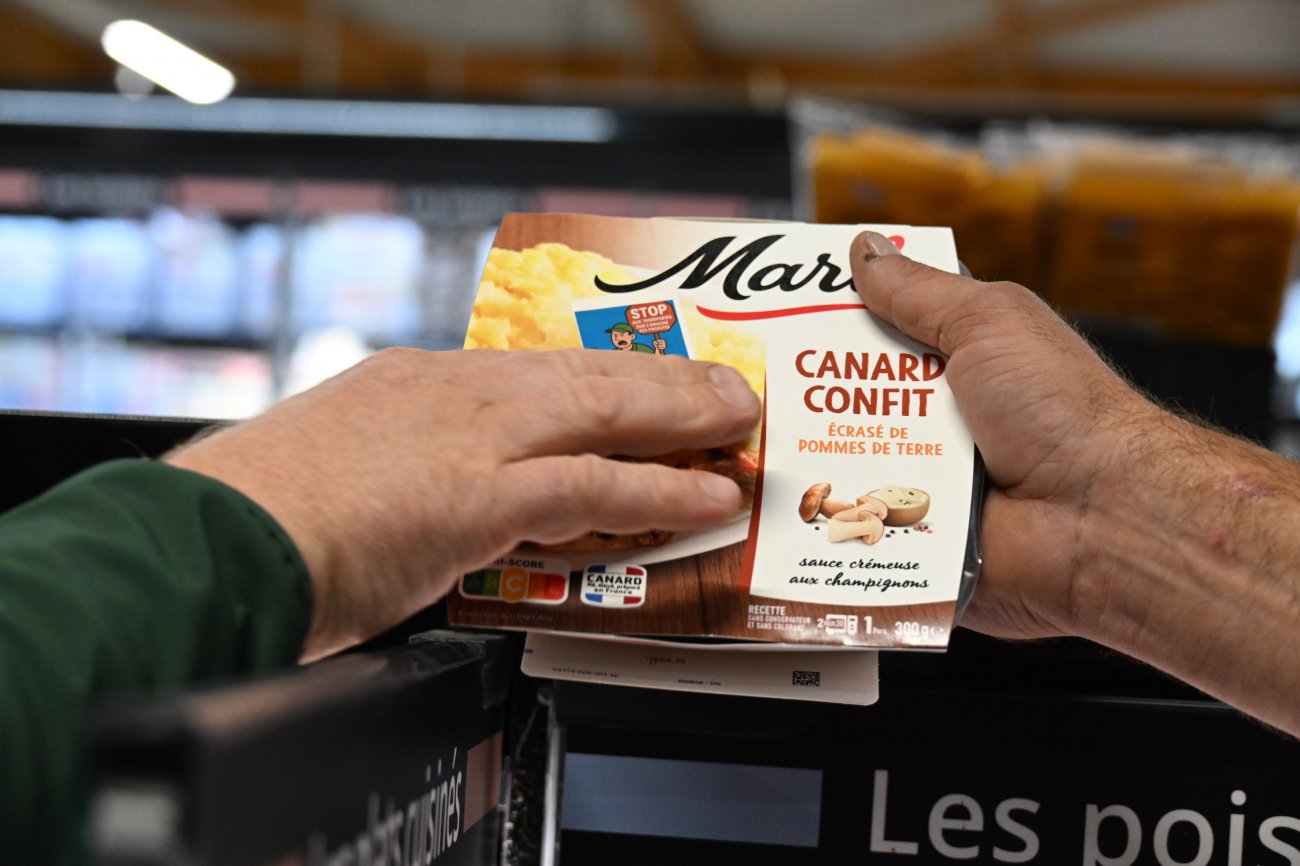 SAONE ET LOIRE : Les agriculteurs à Intermarché, au Creusot, pour ...