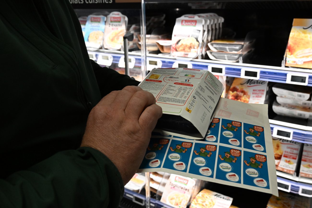 SAONE ET LOIRE : Les agriculteurs à Intermarché, au Creusot, pour ...